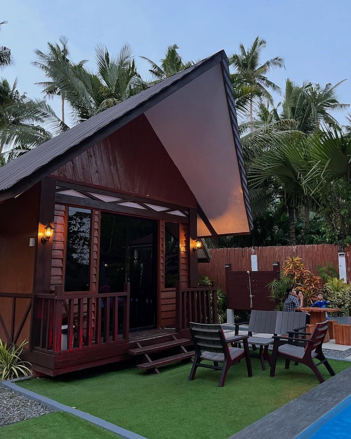 Rue Deuxvilles Villa - Barkada Room - Loon