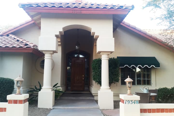 Beautiful Home And Yard In Queen Creek Az 85142. - Queen Creek, AZ