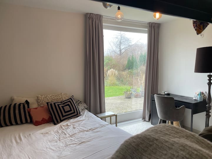 Rent A Cozy Room W. Garden View - コペンハーゲン