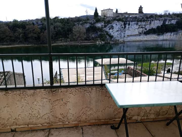 Meublé De Tourisme  2 éToiles 
F3 - Saint-Martin-d'Ardèche