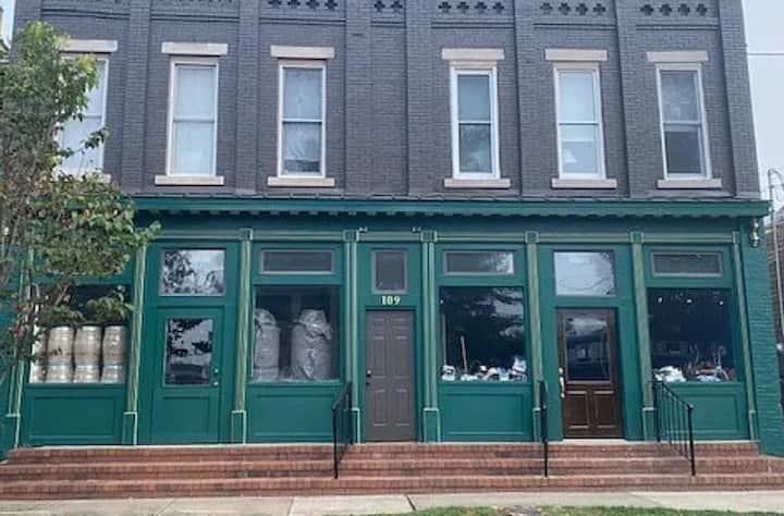 Maple Street Charm - Marietta, OH