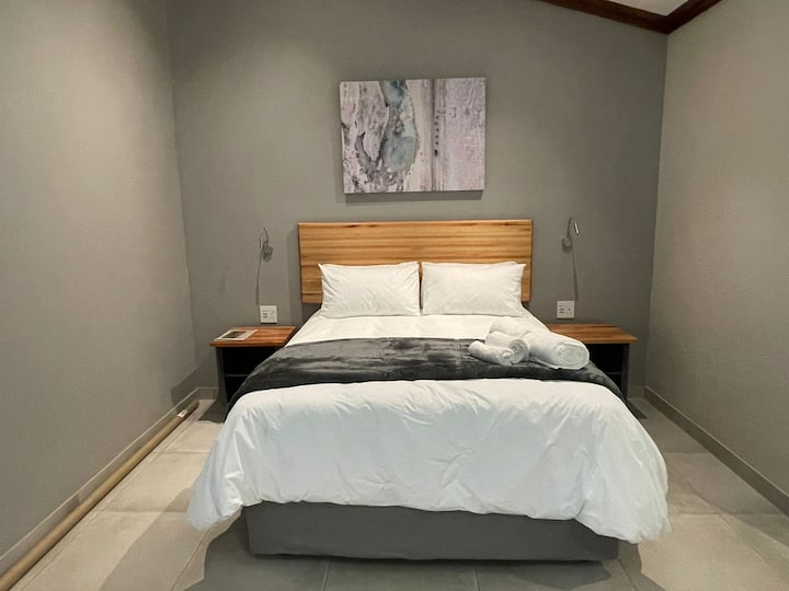 Room 6 - Family Room - Thabazimbi