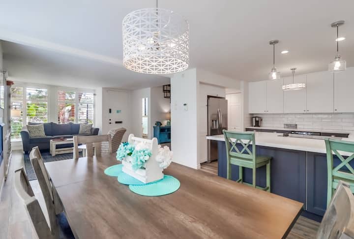 Blue Fin Townhouse - Del Mar, CA