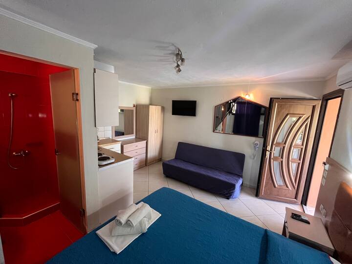 6 Sissy Suites - Тасос