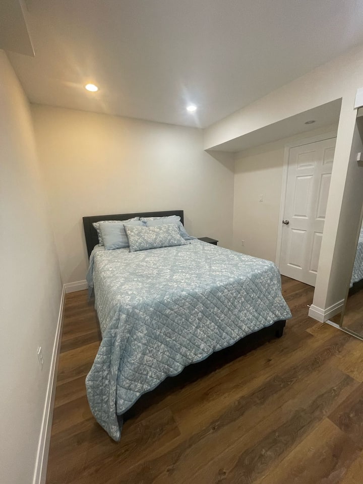 Private Basement Apartment - Mississauga