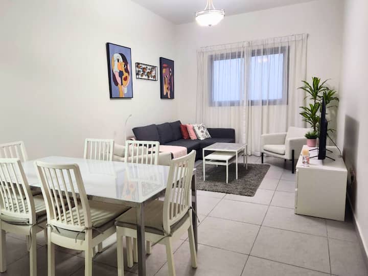 Fully Furnished 1 Bed Apt In Production City - United Arab Emirates