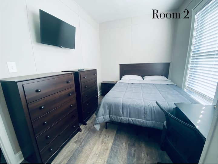 The Comfy Abode Room #2 - Knoxville, TN