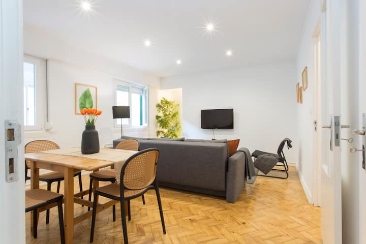 Exclusive Terrace • Largo Do Rato - Lisbon