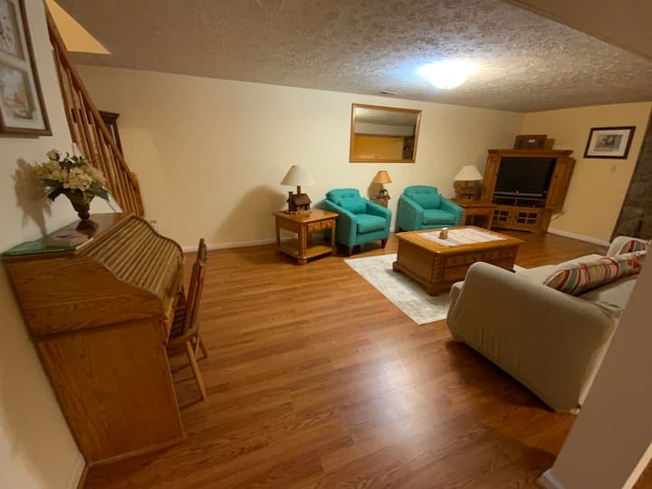 Quiet Country Living - Winchester, VA