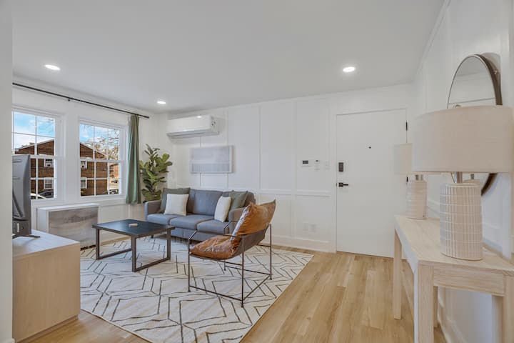 1br Arlington Gem  Stylish, Cozy & Prime Location! - Falls Church, VA