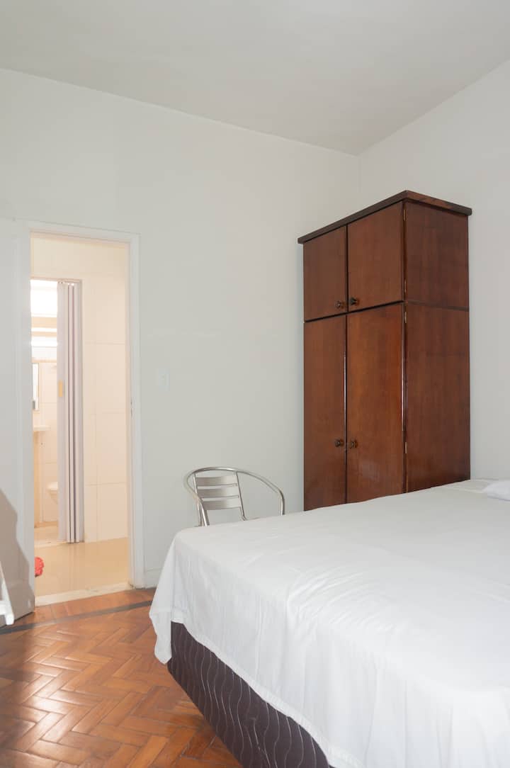 Dois Quartos Nos Arcos Da Lapa - Rio de Janeiro