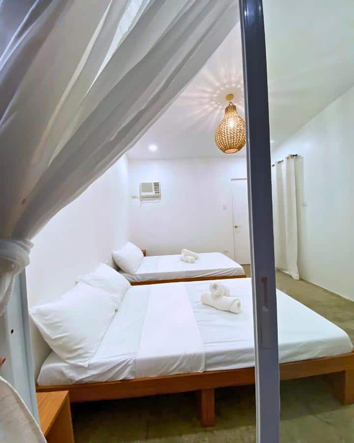 Mandala Beach Cebu Deluxe With Balcony For 2 Pax - Daanbantayan