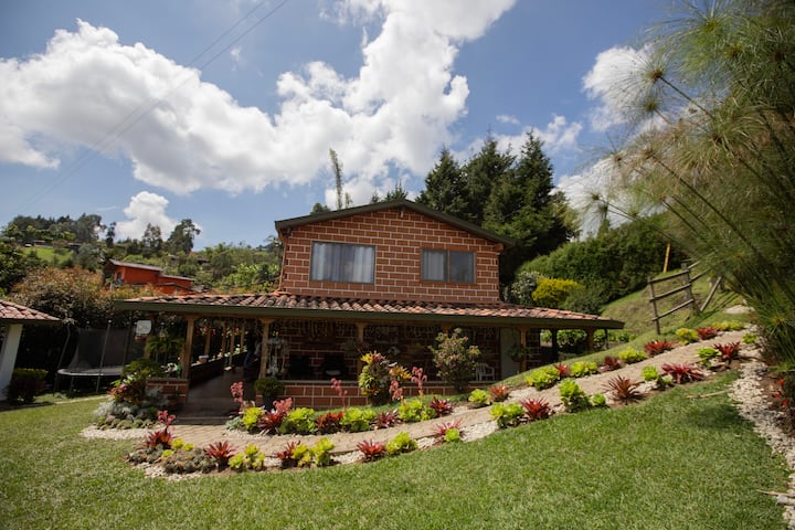 Finca Villa Sofia-15 Min From Airport - Copacabana