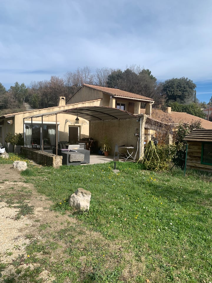 Jolie Maison Dans Le Luberon - Cadenet