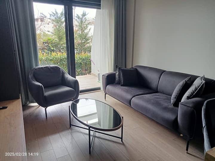 Modest Flat For A Couple A10 - Lara Beach