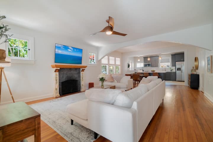 Relax In Hacienda De Paradise In Soso I Bbq - West Palm Beach, FL