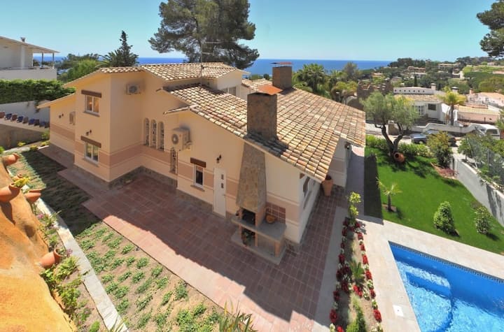 High-quality 150m From The Sea - Lloret de Mar