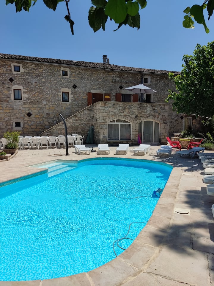 Les Cigales, Studio Murier - Grospierres