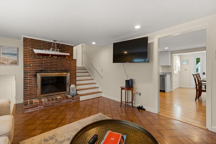 Coastal Getaway Near Beaches - Wells, ME