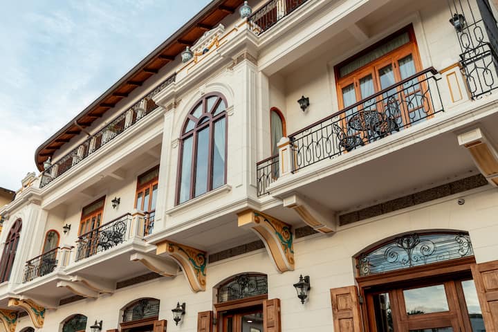 Beyond Boutique – Stay Herrera - Panama City