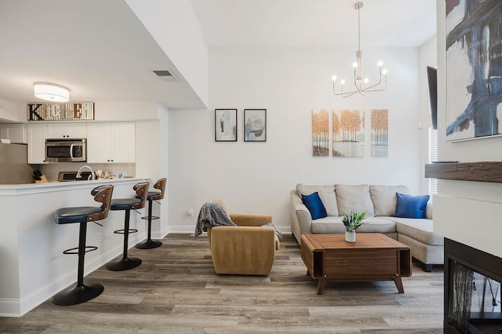 Cozy Condo 8 Mins To Dfw Airport - Irving