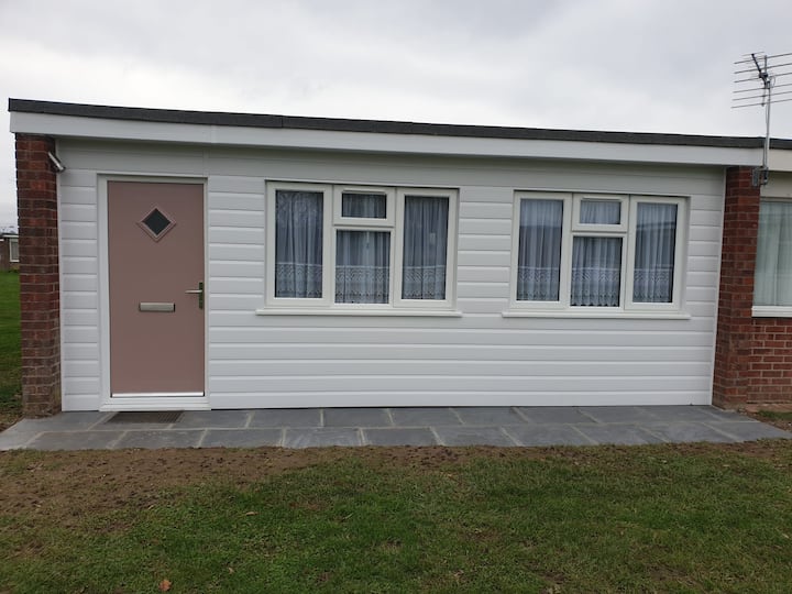 2 Bedroom Chalet Californiasands - Hemsby