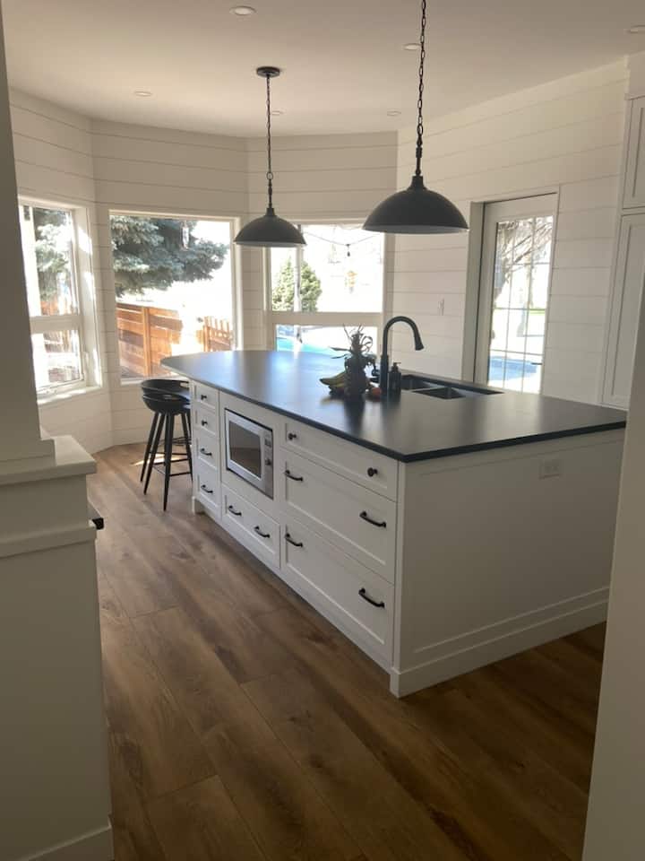 Linden House - Okanagan Falls