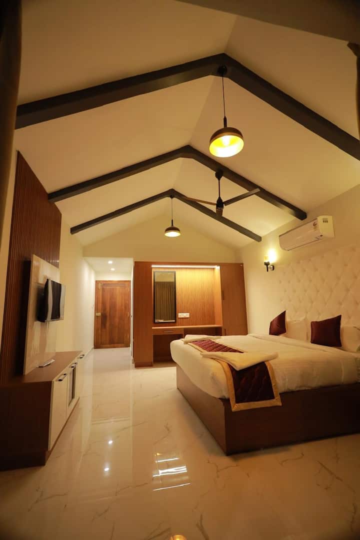 Cottage With Private Pool - Kanyakumari