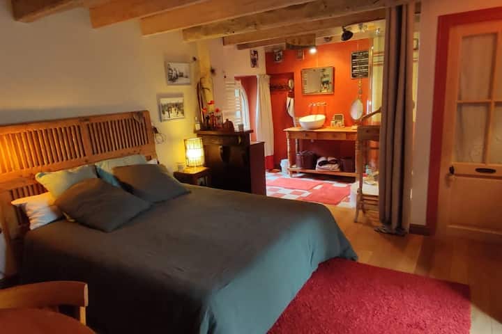 Proche Des Plages, Des Commerces - Locquirec