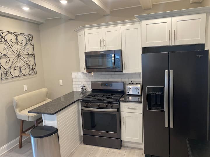 2 Bedrooms 2 Bathroom Apartment - Mahwah, NJ