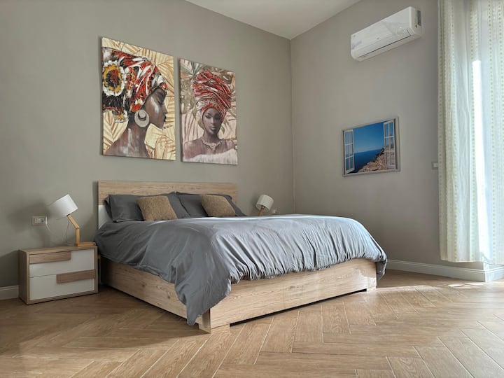 Correra Charme - Naples