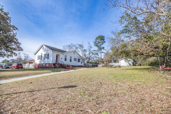Historic Augusta Farmhouse! - Augusta, GA