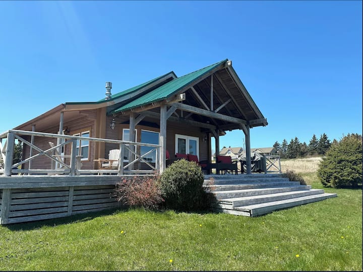 Ocean’s Edge Retreat - Prince Edward Island