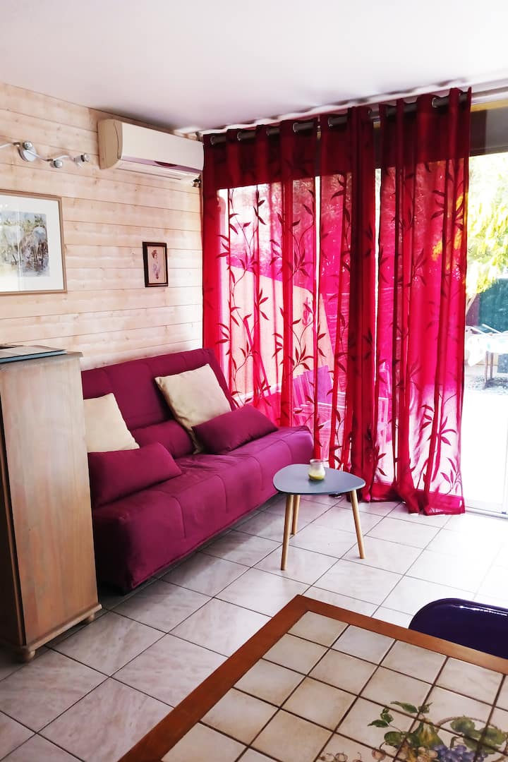 Studio Meublé Proche Bord De Mer - Plage de l'Espiguette