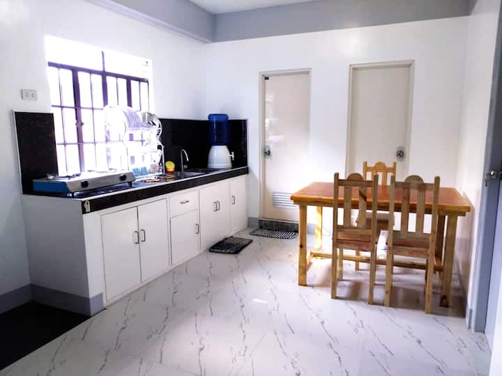 Zillon Homes D1-transient Baguio - La Trinidad