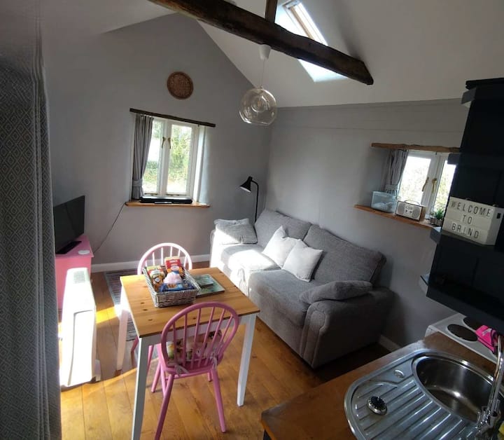 Buttercup Cabin - Goole