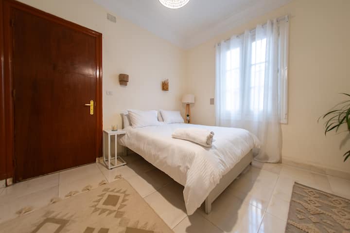 New Stunning Flat With 2 Bedroom W/terrace - Cairo