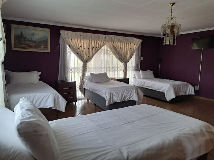 Cozy Group Retreat*sleeps6*fast Wi-fi*free Parking - Nigel