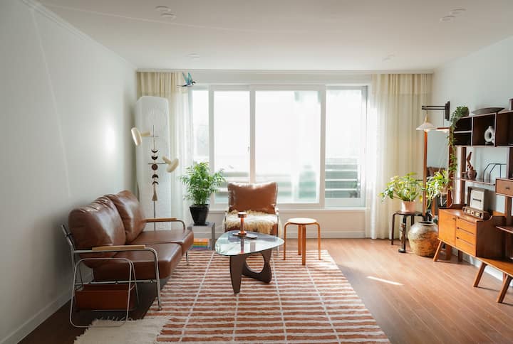 서래마을 아트존 : 몽마르뜨 공원 인근 도심 속 숲여행 - Seoul