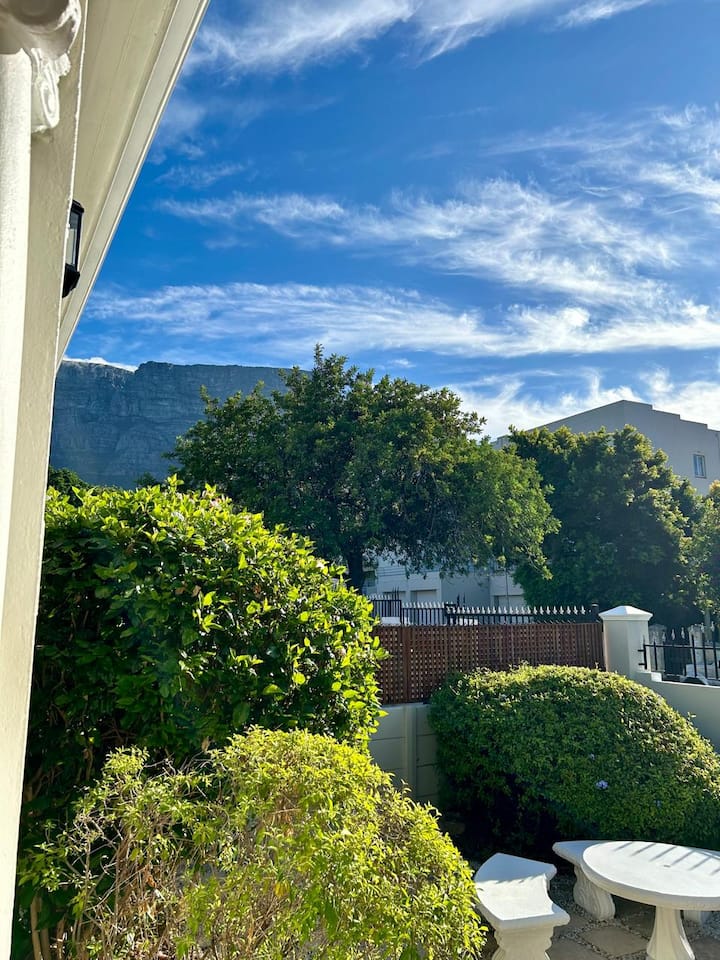 Lions View Cottage - Camps Bay