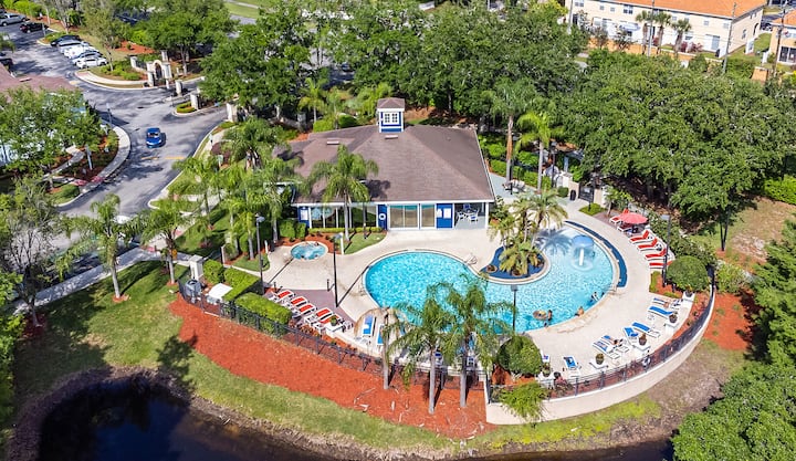 4 Bd/ 3 Ba/ Lucaya Village (23-101) - Celebration, FL