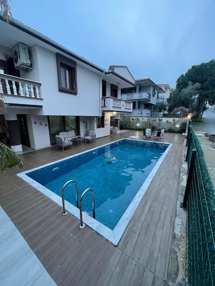 ÇEşme Dalyan' Da Dubleks Villa - Çeşme, Türkiye