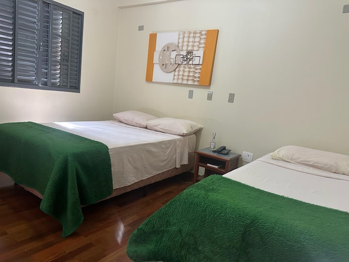 Flat 114 C/ Portaria 24 Hrs/ar Condicionado - Uberlândia