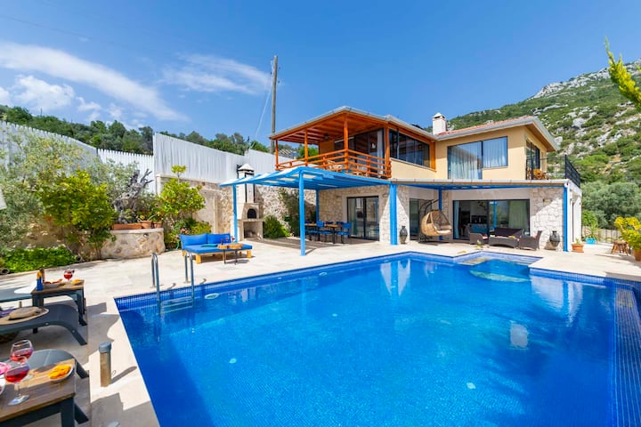 Kalkan İSlamlar'da Doğayla İç İçE Tatil Villası - Aklar, Kaş