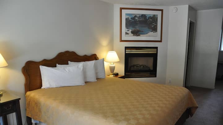 Escape From City Life In The Mountains! - Stateline, NV
