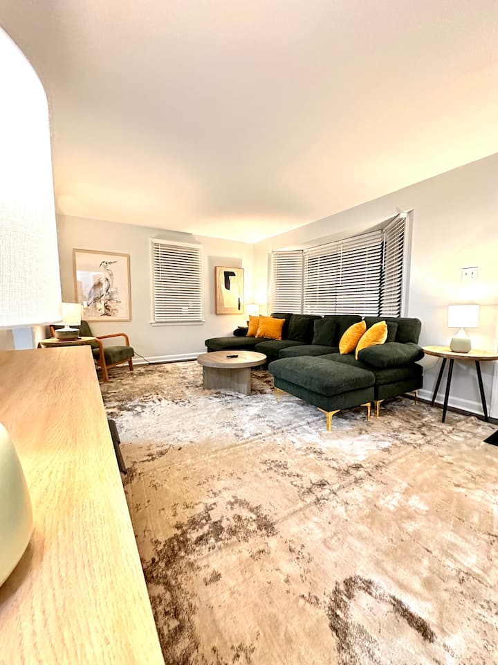 Airport Oasis-4 Bedroom House - 蘭開斯特