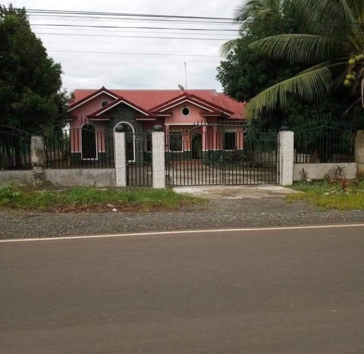 Entire Home In Valencia City, Ph - Valencia City