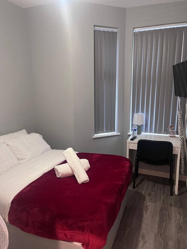En-suite Rooms In City Center - Coventry