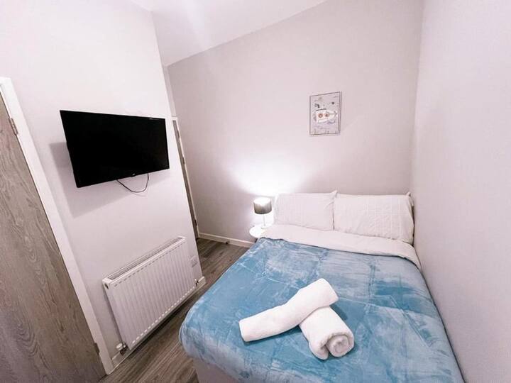 En-suite Rooms In City Center - Coventry