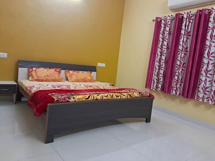 A/c Doublebed Room Nr.devka Beac - Daman